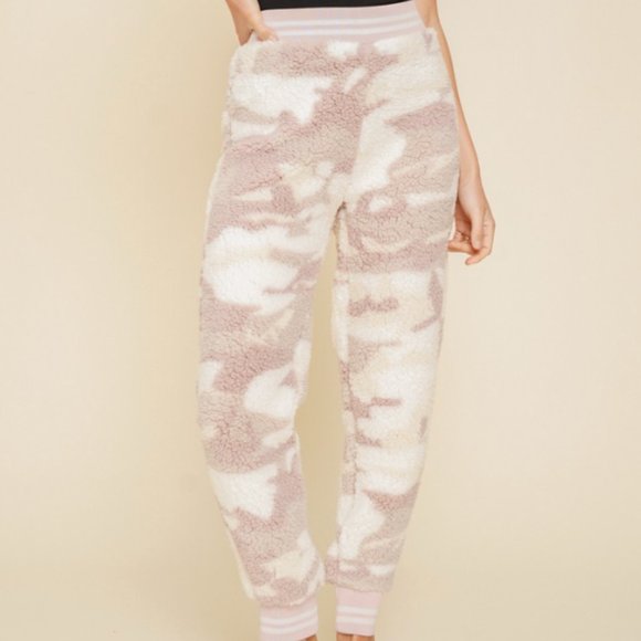 Pants & Jumpsuits | 72 Womens Camo Sherpa Jogger Pants | Poshmark